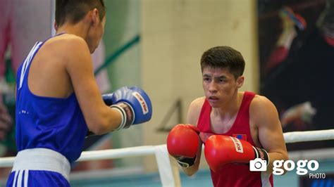 БОКС2016 ГГан Эрдэнэ ДМөнх Эрдэнэ нарын фото агшин