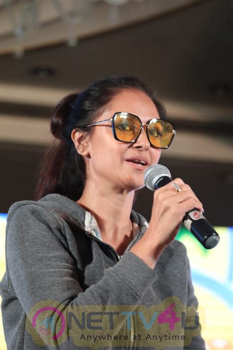 Actress Simran Lovely Images 590937 Galleries And Hd Images