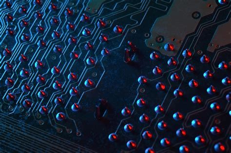 회로 기판 마더보드 배경에 컴퓨터 Cpu 프로세서 칩 클로즈업 빨강 파랑 조명 0명에 대한 스톡 사진 및 기타 이미지 0명