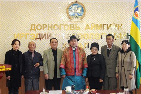 АХМАД БУУРЛУУДДАА ХҮНДЭТГЭЛ ҮЗҮҮЛЛЭЭ