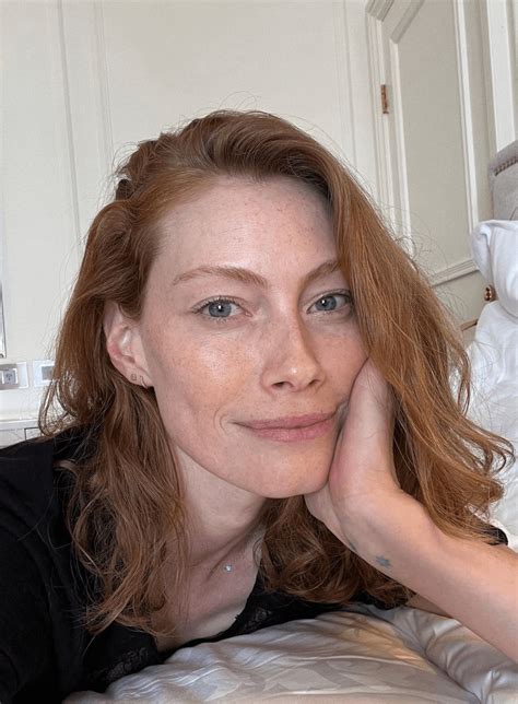 Alyssa Sutherland Rfamousfaces