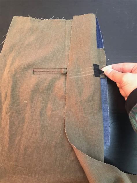 How To Double Welt Pocket With Button Button Loop On A Dart Itch To Stitch
