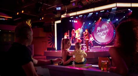 Devon Cliffs Holiday Park In Exmouth Devon Haven