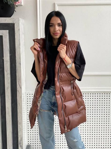 Жилетка — ціна 1340 грн у каталозі Жилетки Купити жіночі речі за доступною ціною на Шафі