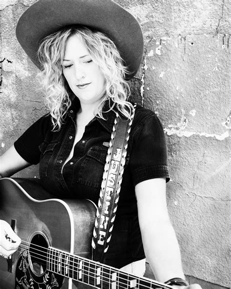 Watch Cochranes Justine Vandergrift Rocks New Music Before Album