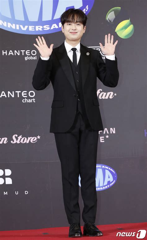 이찬원 햇님 미소 뉴스1