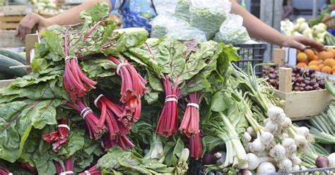 რატომ ჭამენ იტალიელები ჭარხლის ფოთლებს ჭარხლის ფოჩებს