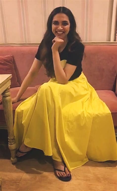 deepika padukone s feet