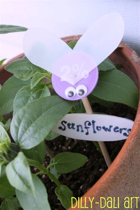 Dilly Dali Art Bug Plant Markers