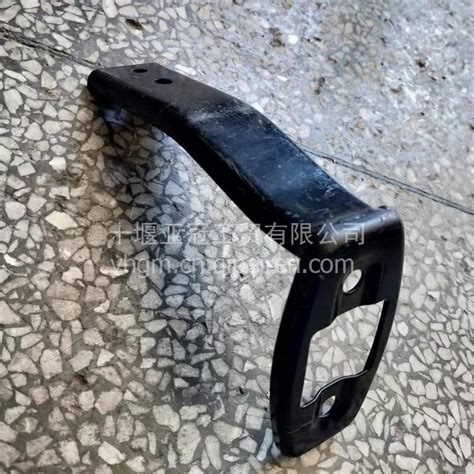 东风畅行8403070 C6103右支架总成8403070 C6103图片高清大图 汽配人网