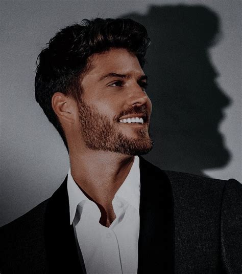 Matthew Steven Medium