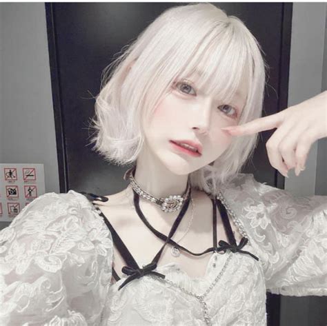 ولی آدم اگه یه دوست دختر اینجوری داشته باشه دیگه هیچی از دنیا نمیخواد قبول دارید؟