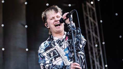 Nothing But Thieves How Food Critic Jay Rayner Helped The Direction Of New Album Bbc News