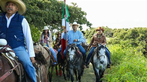 Cabalga Diego Con Unos 700 Jinetes