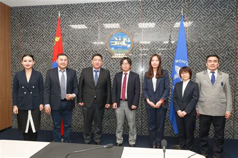 ГЕГ ын дарга Р Отгонжаргал Дэлхийн гаалийн байгууллагын төлөөлөгчидтэй