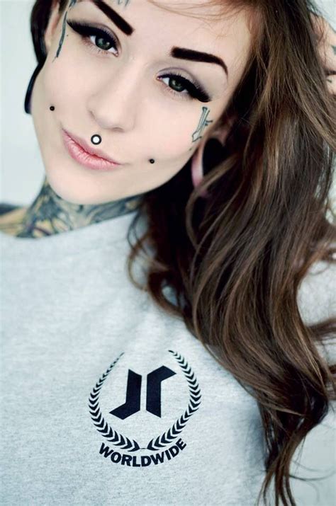 Pin On Monami Frost Monami Frost Girl Tattoos Tattoed Girls
