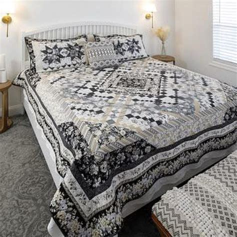 Lockwood Manor Block Of The Month Complete Quilt Kit 98x98 Kaye