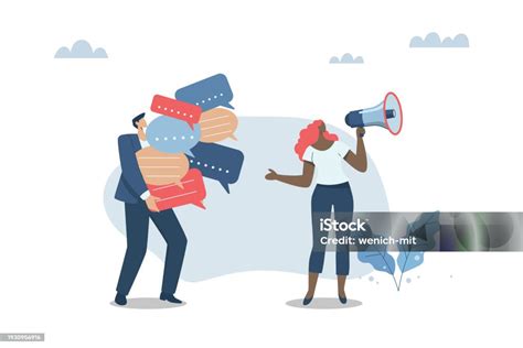 고객과의 관계 구축 비즈니스 미디어 지원 회사 정보를 전달하기 위한 홍보 비즈니스맨은 말풍선을 들고 있습니다 확성기로 고객과 소통하는 여성 휴대용 마이크에 대한 스톡 벡터