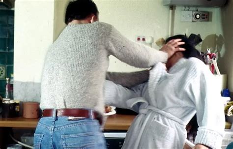 Не традиционные ценности мнения борцов с семейным насилием о правке УК Bbc News Русская служба