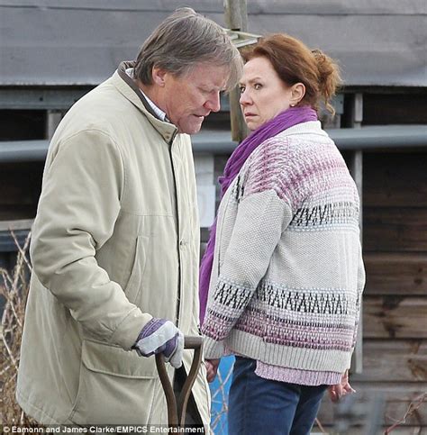 Hot Sexy Melanie Hill Bikini Pics