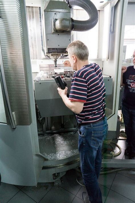 Cnc4 Z Advanced Operation And Programming Of Cnc Machine Tools With Heidenhain Control Emt