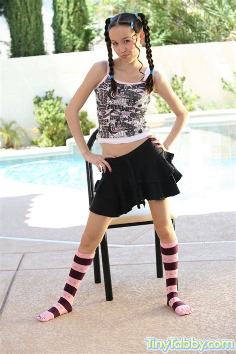 Tiny Tabby Is Ready To Get This Dildo Inside Her Porn Pictures Xxx Photos Sex Images