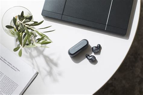 Premium audio quality earphones - Technics EAH-AZ60 Review