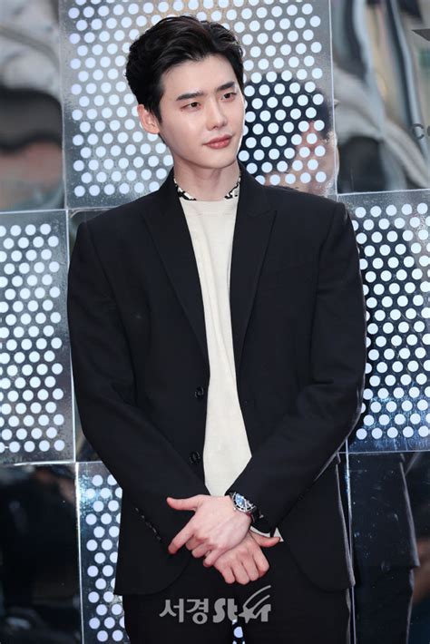 이종석 심각하게 잘생겼네 서울경제