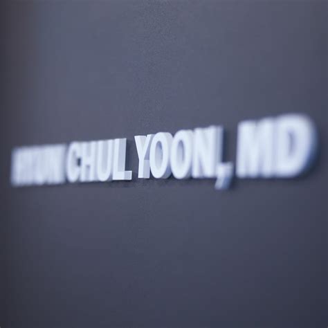 베리굿성형외과 매끄러운 얼굴라인 날렵한 턱선 요즘 누가 다이어트로 만드니 우리에겐 베리굿 얼굴지방흡입이 있잖아😆 다이어트없이 단기간에 뚜렷한 이목구비를