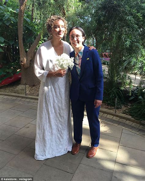 Gbbo Star Ruby Tandoh Marries Her Musician Girlfriend Daily Mail Online