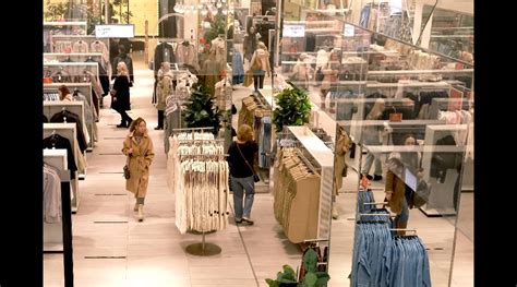 Французский политик Филиппо Место европейцев на рынке РФ могут занять Китай и США