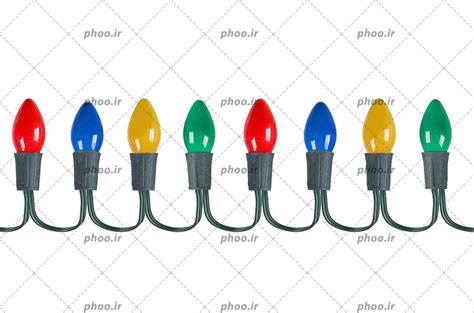 عکس با کیفیت ریسه لامپ های رنگی در پس زمینه سفید عکس با کیفیت و تصاویر استوک حرفه ای