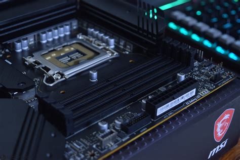 MSI MEG Z690 ACE & MAG Z690 Tomahawk Motherboards Review - High-End ...