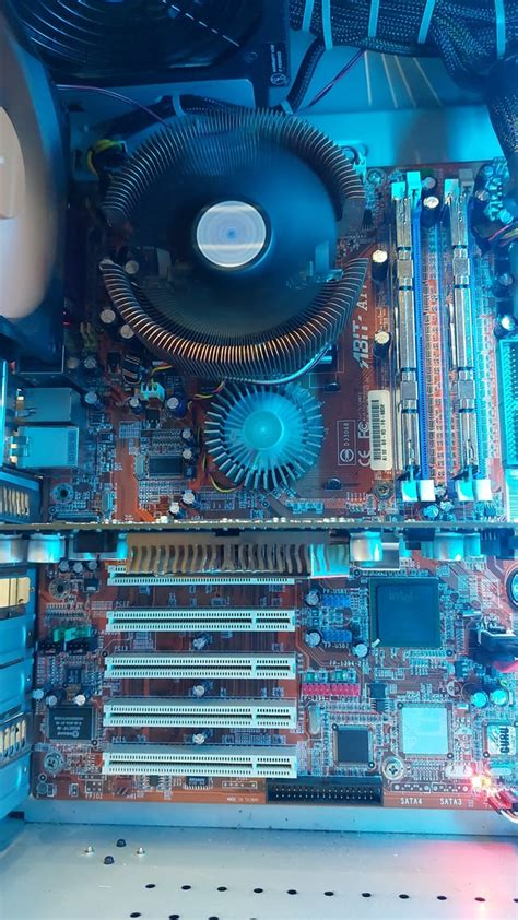 The Pentium 4 One Of My All Time Favorite Cpus This Build Goes And Goes And Goes R Intel