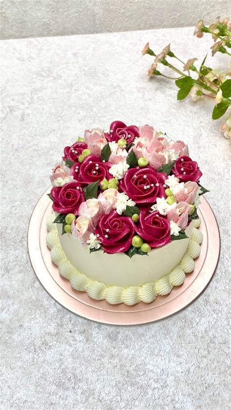 【獨家蛋糕】4吋綺夢玫瑰花生日蛋糕3天內發貨免運 Felicitas Pâtissérie｜蛋糕甜點人氣榜 Pinkoi