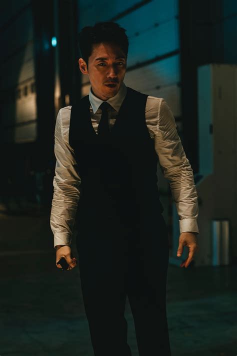 장혁 배우 최초 포카앨범 발매 독보적 액션 내공 담았다