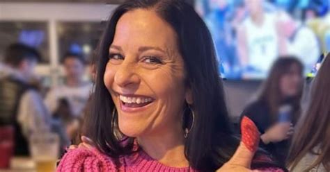 손톱에 검은 줄이 ‘이 병 신호였다