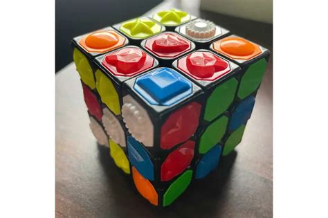Library To Attempt Guinness World Record For Blindfolded Rubik S Cube Solving In Brampton INsauga