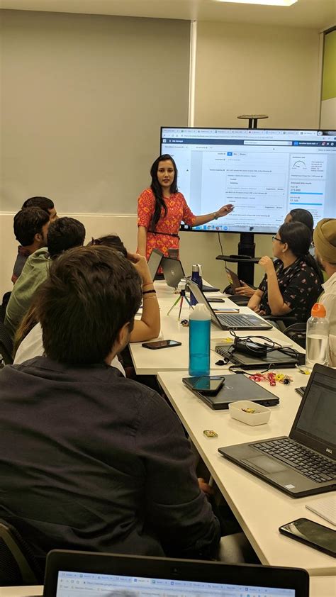 Digitalmarketing Training Digitalmarketer Corporatetraining