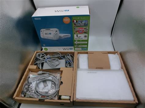 【やや傷や汚れあり】t【2ふ 83】【100サイズ】ニンテンドー Wii U ファミリープレミアムセット Wii Fit U 通電可 ジャンク