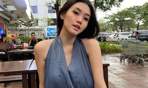 Gamers Anastasia Kosasih Tampil Seksi Saat Olahraga Netizen Janji Gak
