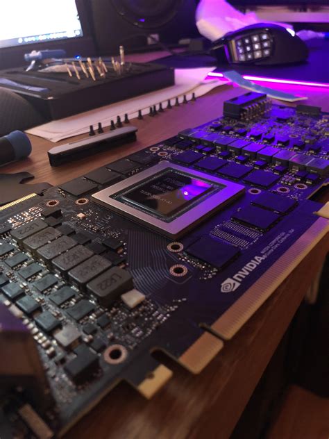 Strip Tease Rtx 2080ti R Pcmasterrace