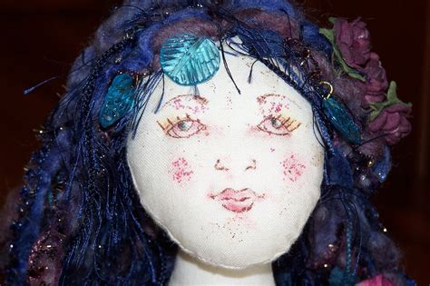 Lizzie S Arty Crafty N Dolls Dolls Autumn Bead And Button Jointed Cloth Doll