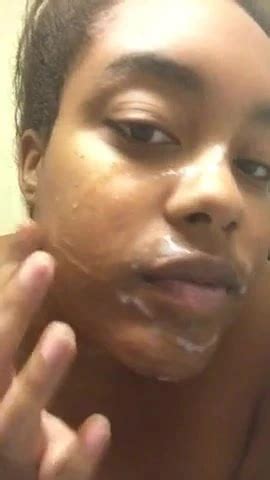 Ebony Uses Cum As Facial Moisturizer Amateur Porn XHamster