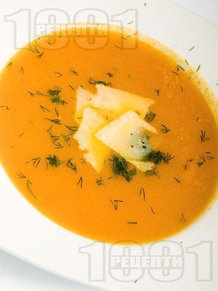 Крем супа от моркови тиквички и сладък картоф батат със сирене