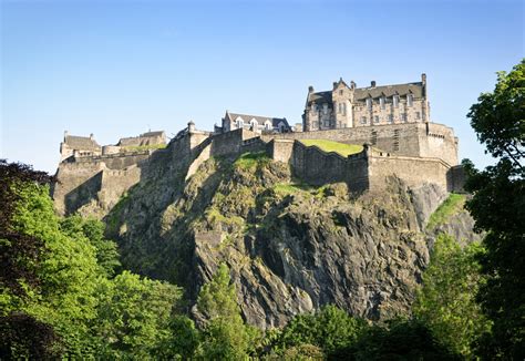 Edinburgh Castle On A Summer Evening Echo360