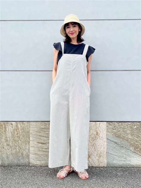 「리넨블렌드스트라이프점프수트、크로셰햇」의 착용 스타일링 리스트 Uniqlo