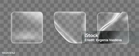 말린 모서리모의 세트가 있는 투명한 구겨진 사각형 스티커 빈 접착제 투명 종이 또는 플라스틱 스티커 라벨에 말려 주름이 생기는 효과 3d 사실적 벡터 아이콘 반창고에 대한