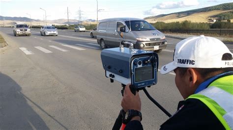 Хурд хэмжигч ажиллаж байна