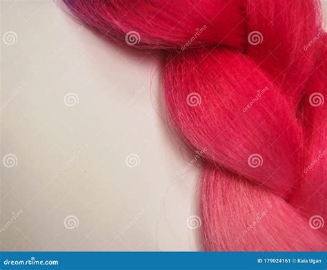Kanekalon Colored Artificial Hair Strands Synthetic Hair Materials